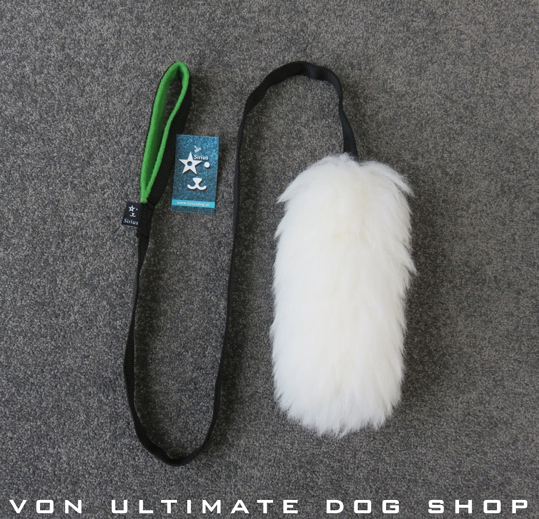 Sirius Medium Sheepskin Long Handle Tug